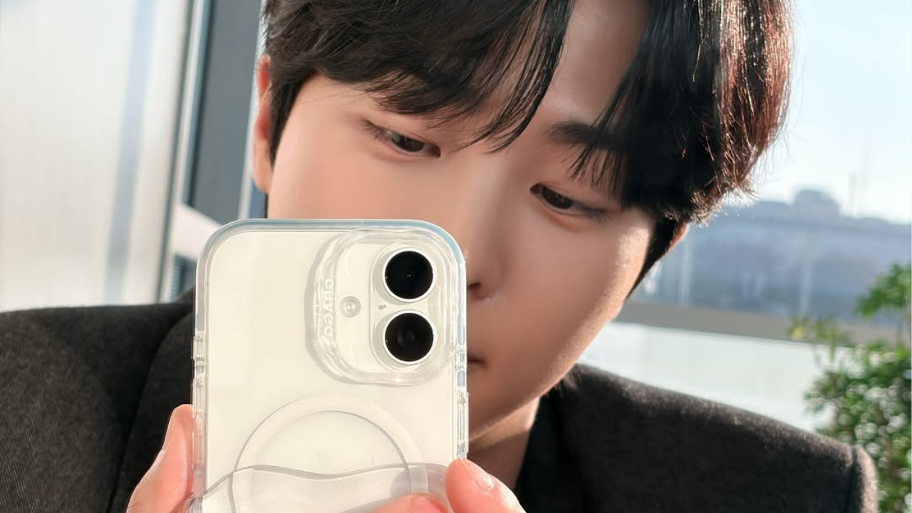 'Dynamite Kiss' Actor Kim Mu Jun Trends Worldwide for Looking 'Too Much ...