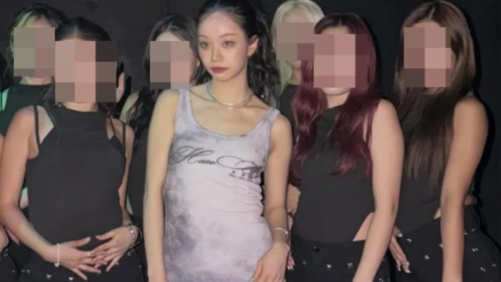 Hyeri's Figure Becomes a Hot Topic After One Fan Meeting Outfit Prompts ...